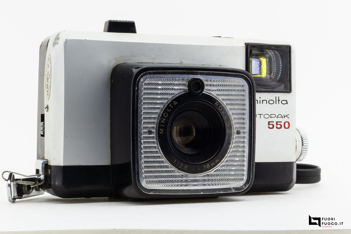 Minolta Autopak 550 - Fotocamere Vintage - FuoriFuoco.it